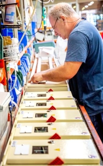 Cefem Process, specialist in safety cabinets and measuring devices